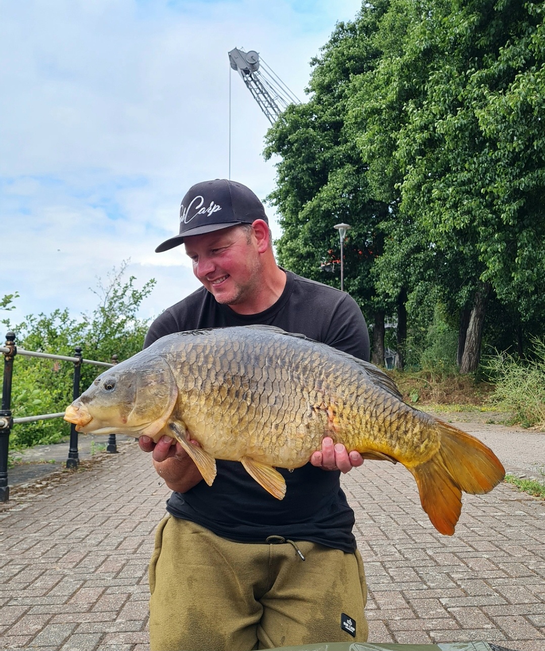 My first wharf carp | Total Carp